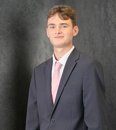 Meet our Bear Team - Bear Estate Agents